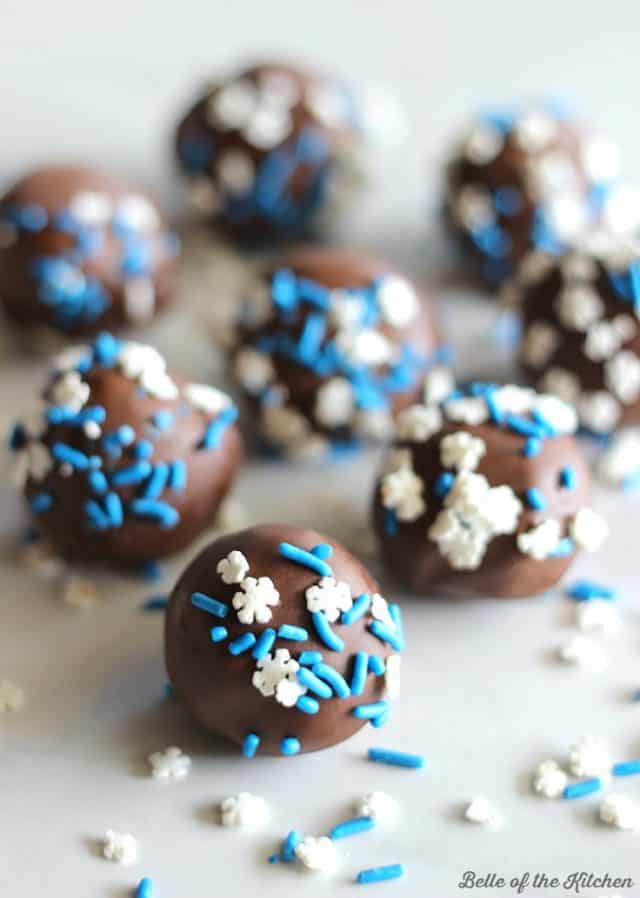 Chocolate Cake Balls Recipe - Belle of the Kitchen