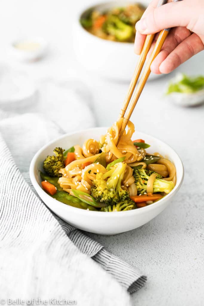 Instant Pot Stir Fry Rice Noodles Recipe - Belle of the Kitchen