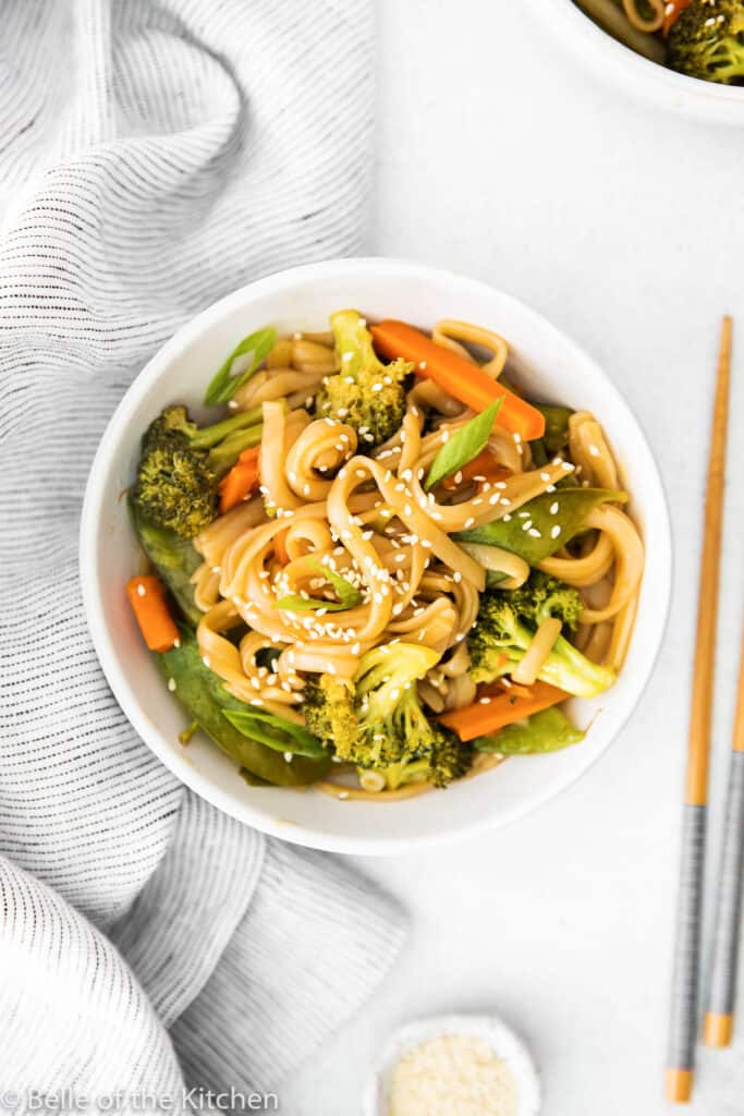 Instant Pot Stir Fry Rice Noodles Recipe - Belle of the Kitchen