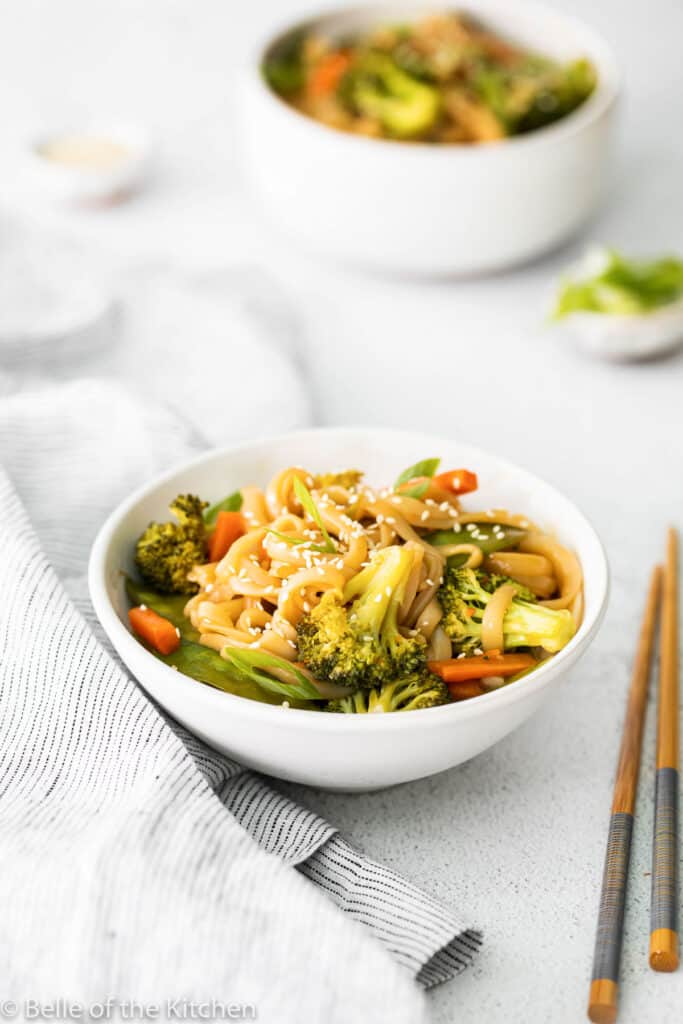 Instant Pot Stir Fry Rice Noodles Recipe - Belle of the Kitchen