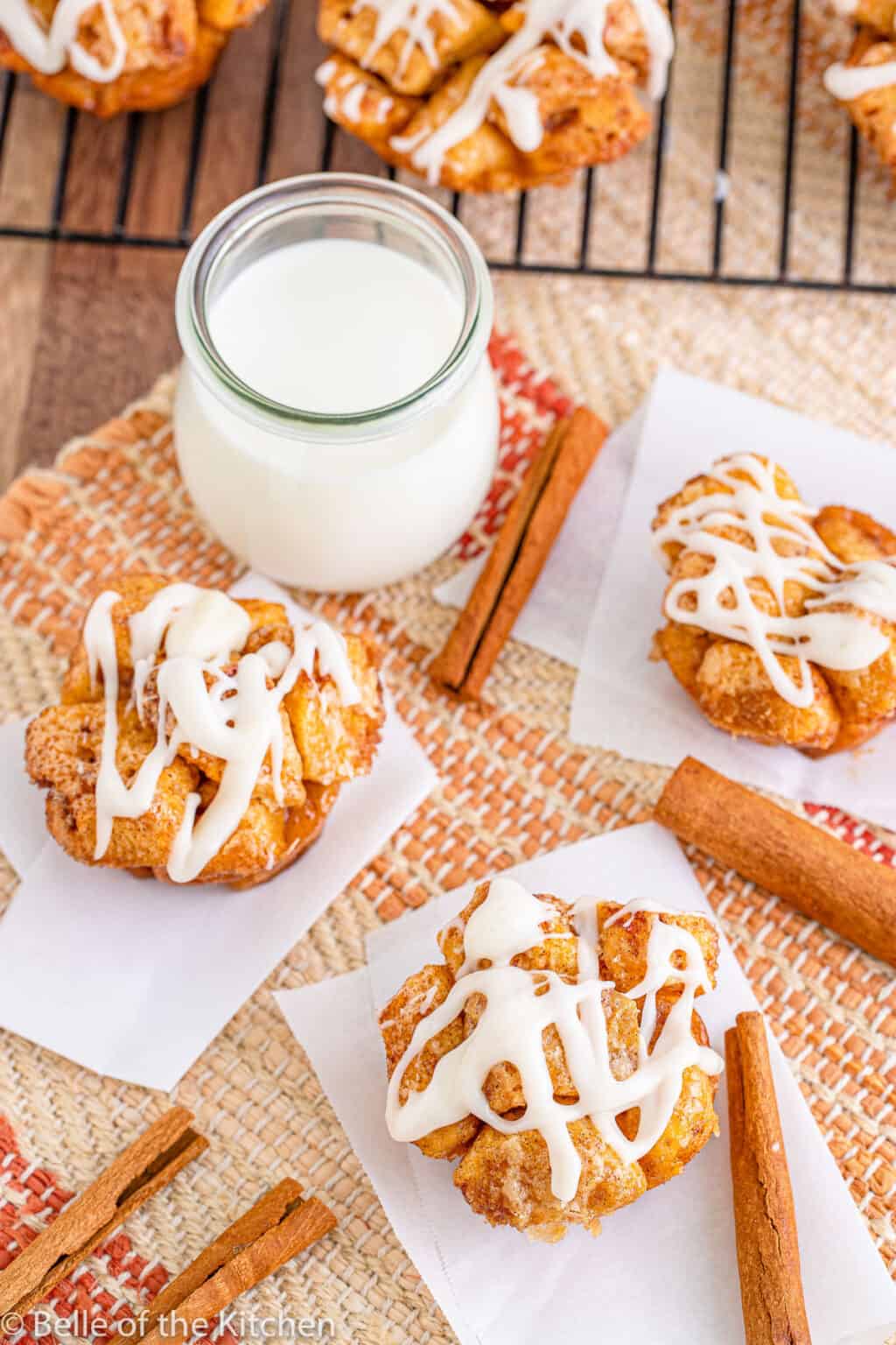 Cinnamon Roll Monkey Bread Muffins - Belle of the Kitchen