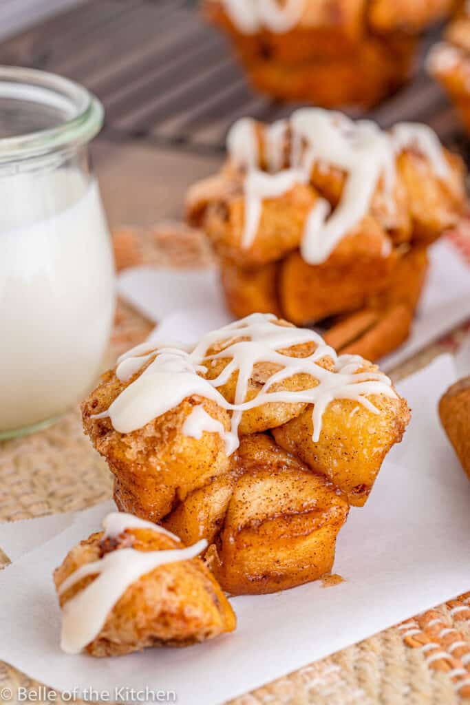 Cinnamon Roll Monkey Bread Muffins - Belle of the Kitchen