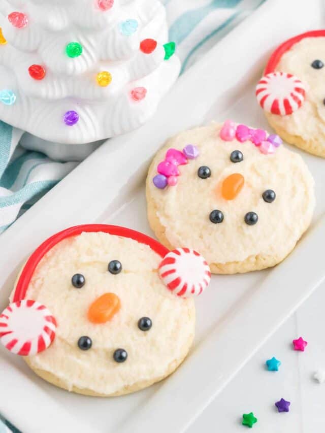 Adorable Snowman Cookies Story - Belle of the Kitchen