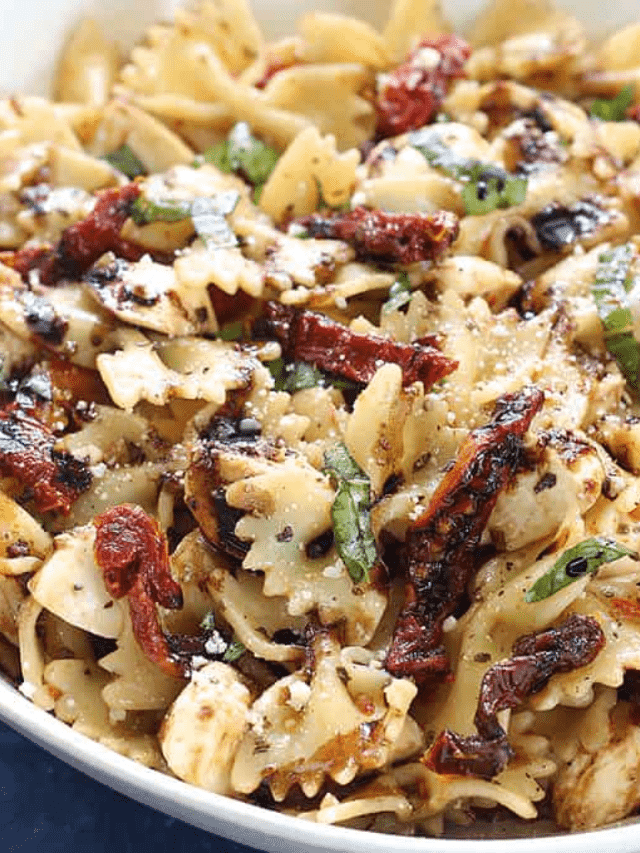 Caprese Pasta Salad Story - Belle of the Kitchen