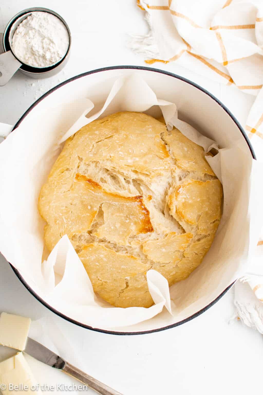 Dutch Oven Bread Recipe (No Knead!) - Belle of the Kitchen