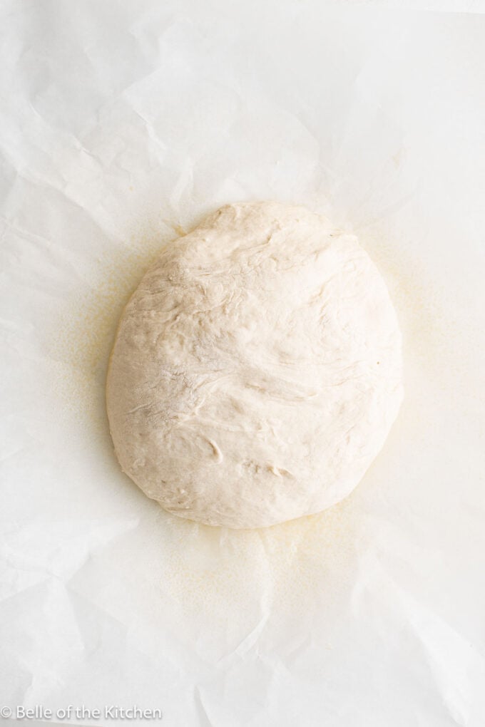 Dutch Oven Bread Recipe (No Knead!) - Belle of the Kitchen